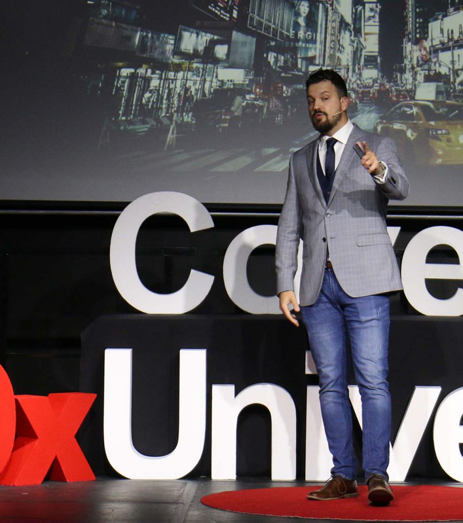 Mark Asquith, That British Podcast Guy & Co-Founder of Captivate.fm